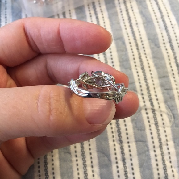 Jewelry | Gorgeous Vine Ring | Poshmark